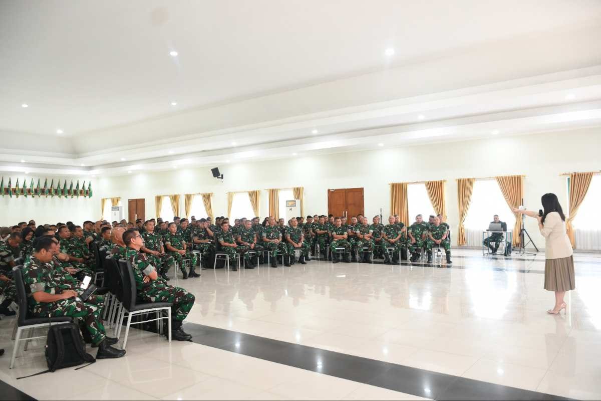 Ratusan Prajurit Pushubad Ikuti Bimtek 'Public Speaking' | Klik Warta